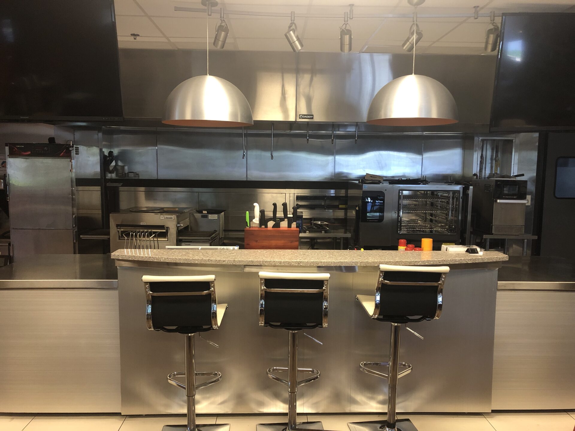 Zink’s Cutting-Edge Centers Across the US – Zink Foodservice